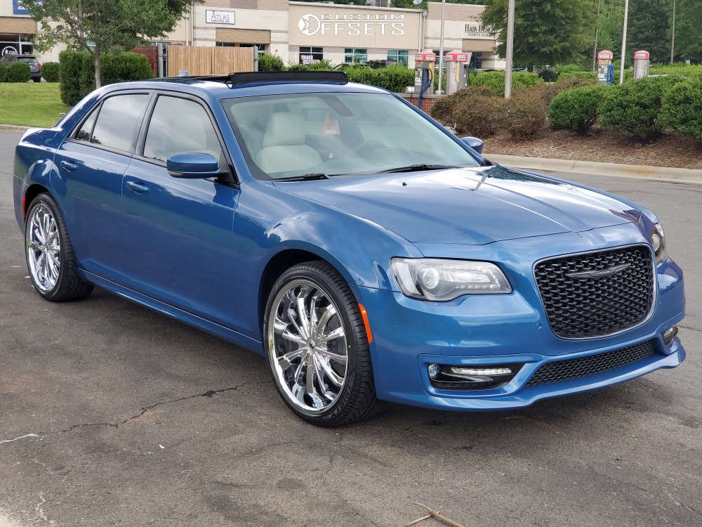 2021 Chrysler 300 with 22x9.5 45 Mazzi Fusion and 265/35R22 Lexani Lx ...