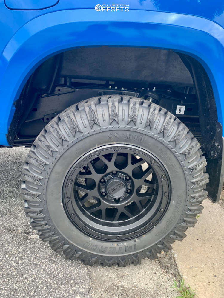 2021 Toyota Tacoma with 17x9 -12 KMC Km535 and 33/10.5R17 Super Swamper ...