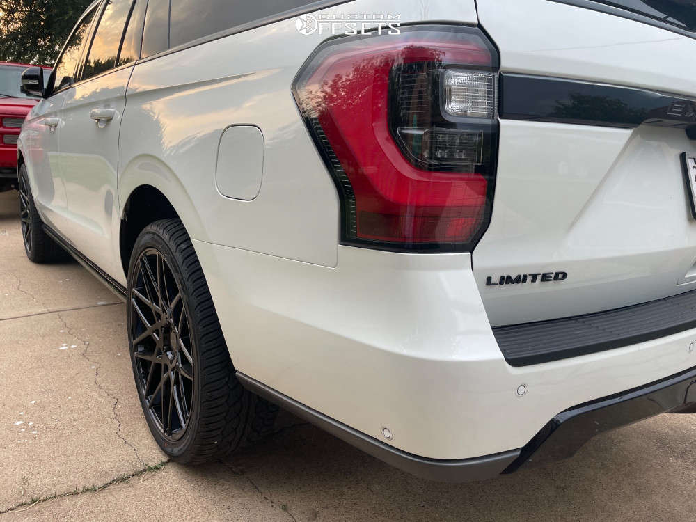 2021 Ford Expedition with 24x9.5 30 Status Griffin and 285/40R24 ...