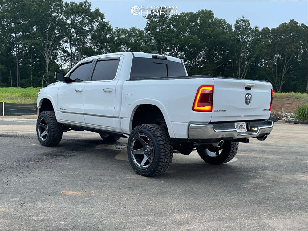 2021 Ram 1500 with 22x12 -44 Grid Gd04 and 35/12.5R22 Mickey Thompson ...