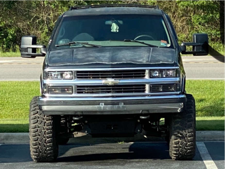 1999 Chevrolet Tahoe with 16x10 0 Alloy Ion 174 and 315/75R16 Cooper ...