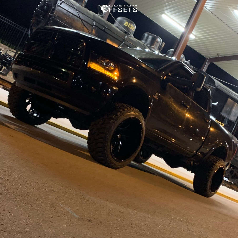 2014 Ram 2500 with 24x14 -75 Fuel Runner and 37/14R24 Fury Offroad ...