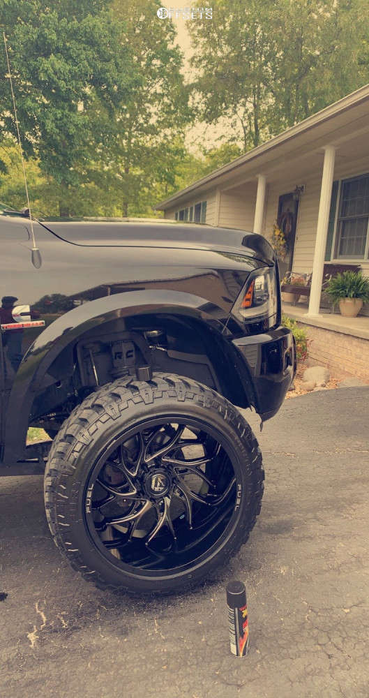 2014 Ram 2500 with 24x14 -75 Fuel Runner and 37/14R24 Fury Offroad ...