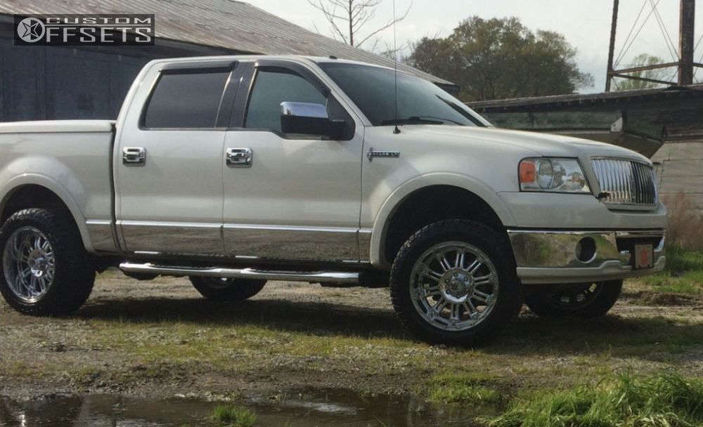 2006 Lincoln Mark LT with 20x9 -12 XD Hoss and 33/11.5R20 Goodyear ...