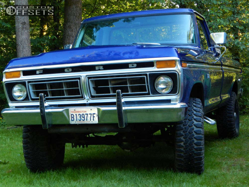 1976 Ford F-250 with 16x10 -25 Raceline Renegade 8 and 315/75R16 Maxxis ...