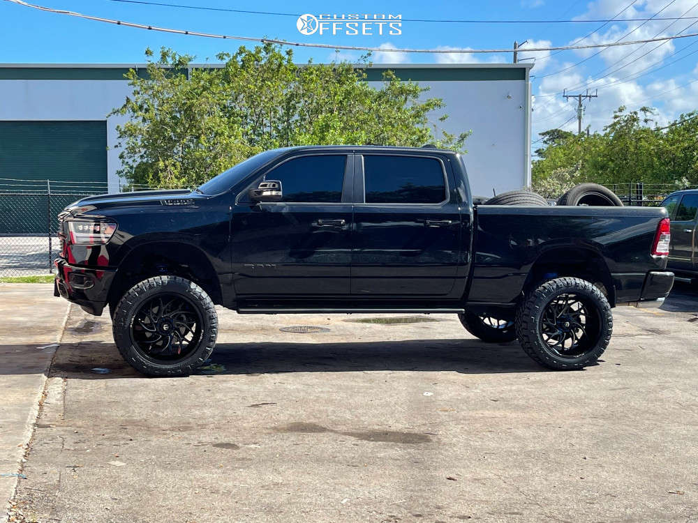 2019 Ram 1500 with 24x12 -44 Fuel Runner and 37/13.5R24 Nitto Ridge ...