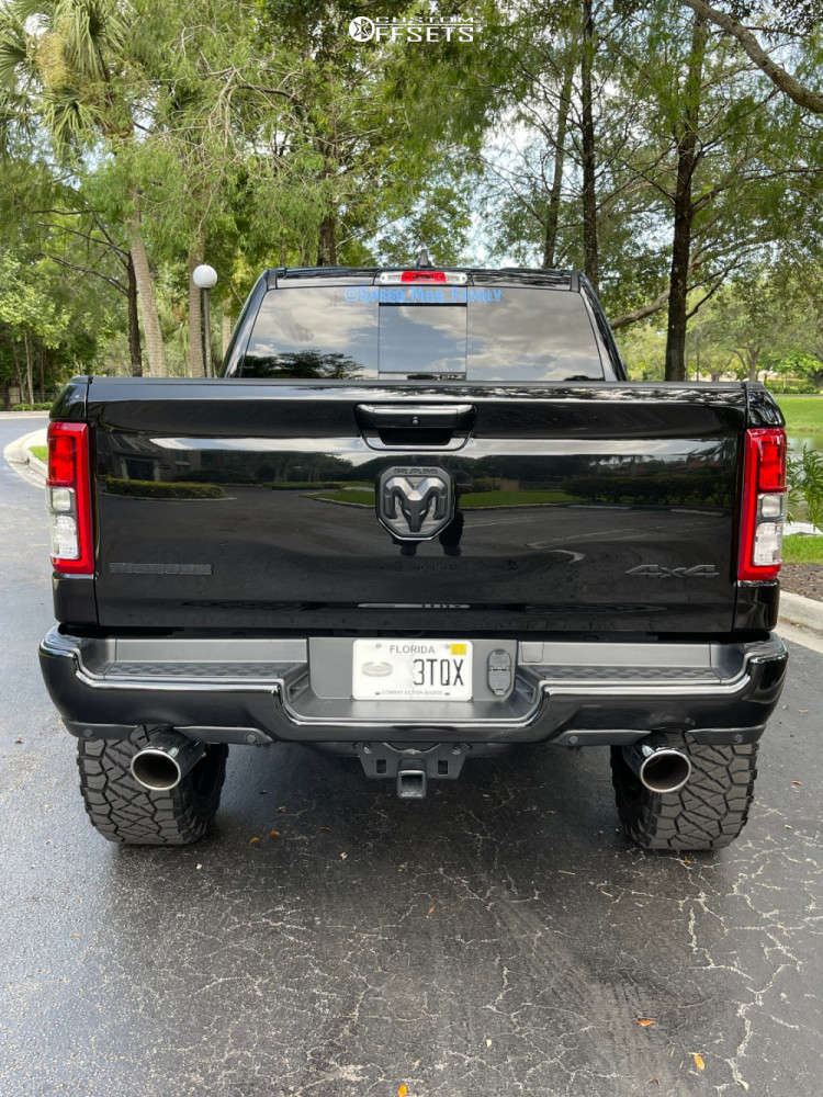 2019 Ram 1500 with 24x12 -44 Fuel Runner and 37/13.5R24 Nitto Ridge ...