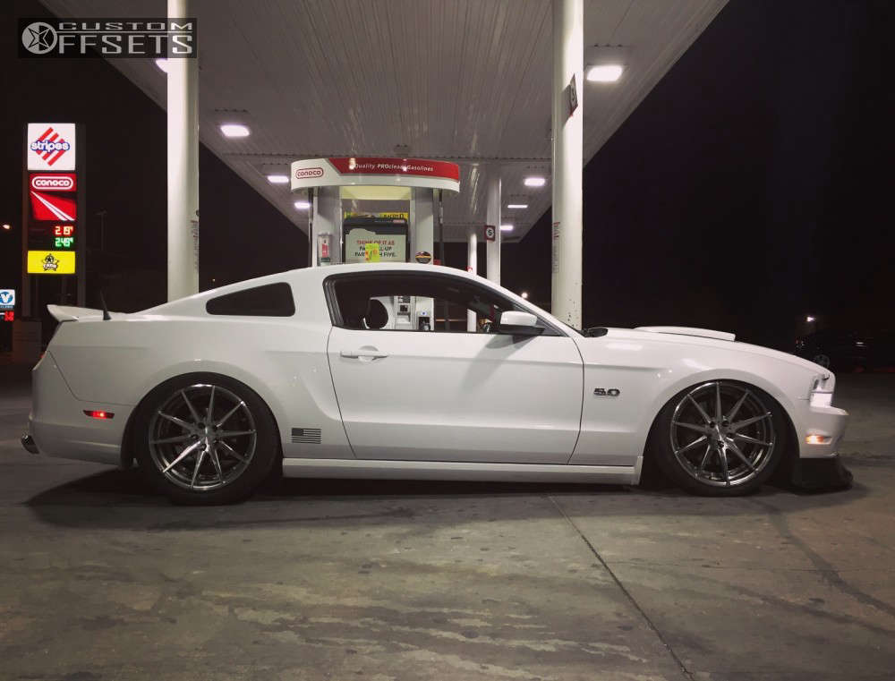 2014 Ford Mustang with 20x9 22 Verde Insignia and 255/40R20 Nitto Nt555 ...