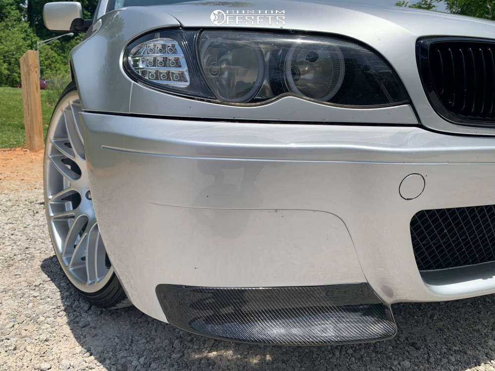 2003 BMW 325xi with 19x9.5 45 VMR V703 and 235/35R19 Toyo Tires Extensa ...