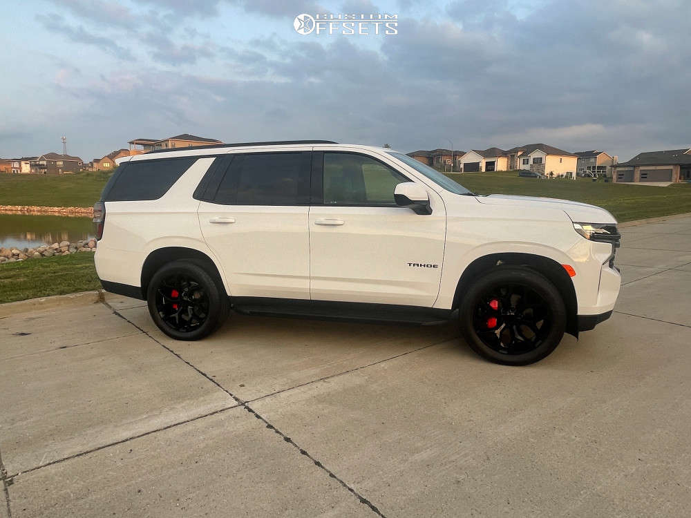 2021 Chevrolet Tahoe with 22x9 24 Drag Dr78 and 25/9.5R22 Bridgestone ...