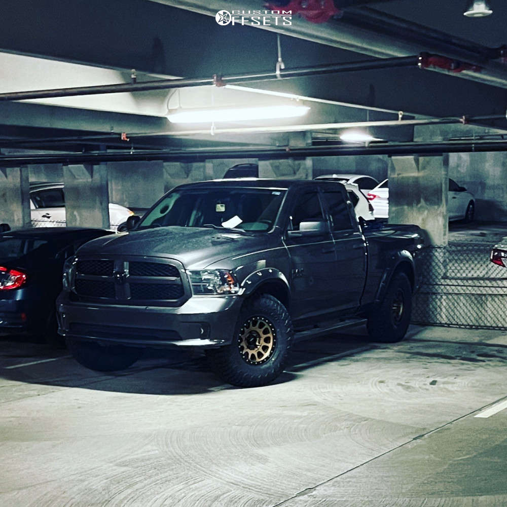 2017 Ram 1500 with 17x8.5 0 Method Mr305 and 37/13.5R17 Renegade ...