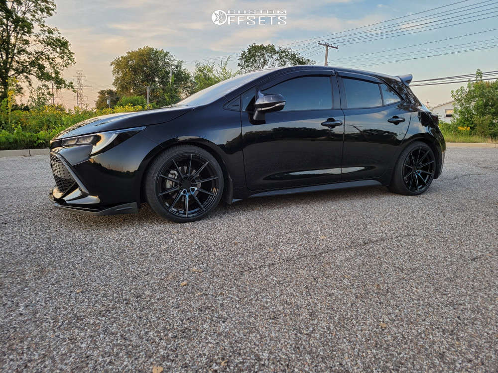 2021 Toyota Corolla with 18x9.5 38 XXR 567 and 225/40R18 Vercelli ...