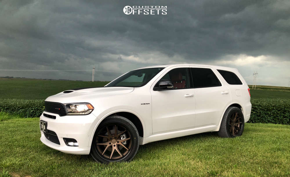 2020 Dodge Durango with 22x10.5 28 Ferrada FR2 and 285/40R22 Lexani LX ...