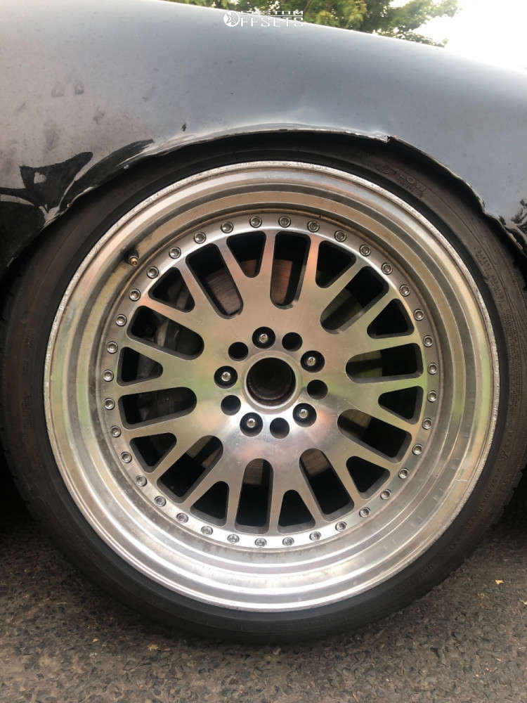 1996 Lexus LS400 with 18x10.5 20 Varrstoen Es7 and 225/40R18 Nokian ...