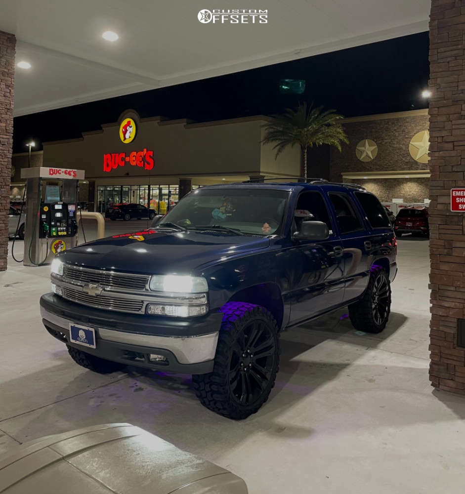 2002 Chevrolet Tahoe with 24x10 30 4Play CV43 and 35/12.5R24 Gladiator ...