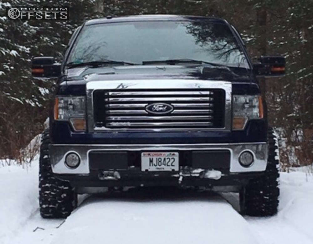 2010 Ford F-150 with 20x9 0 XD Misfit and 33/12.5R20 Federal Couragia ...