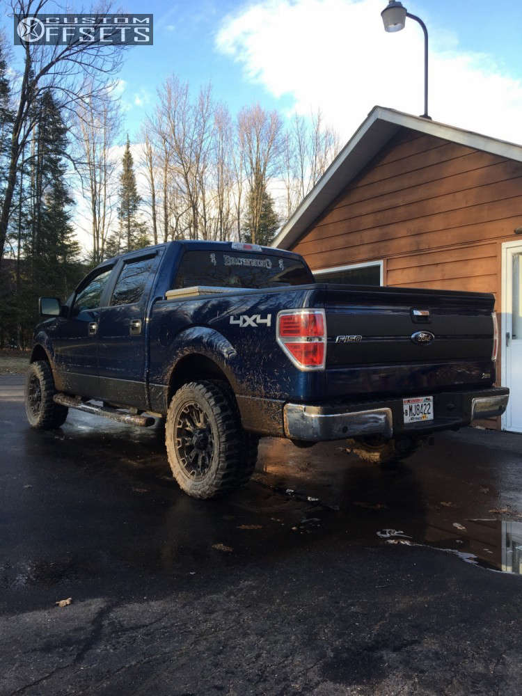 2010 Ford F-150 with 20x9 0 XD Misfit and 33/12.5R20 Federal Couragia ...