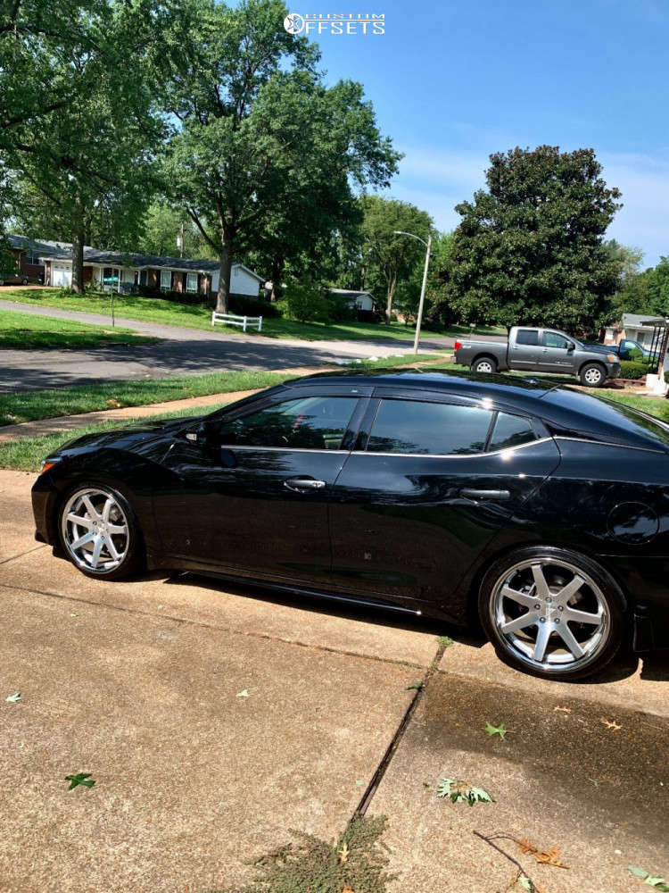 2019 Nissan Maxima with 20x9 25 Ferrada FR1 and 245/35R20 Toyo Tires ...