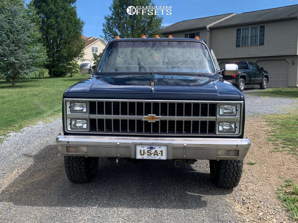 1982 Chevrolet K20 with 16x8 Pro Comp 69 and 32/8.5R16 Mickey Thompson ...