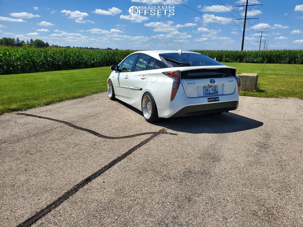2016 Toyota Prius with 17x9 25 XXR 536 and 225/45R17 Milestar Ms932 ...