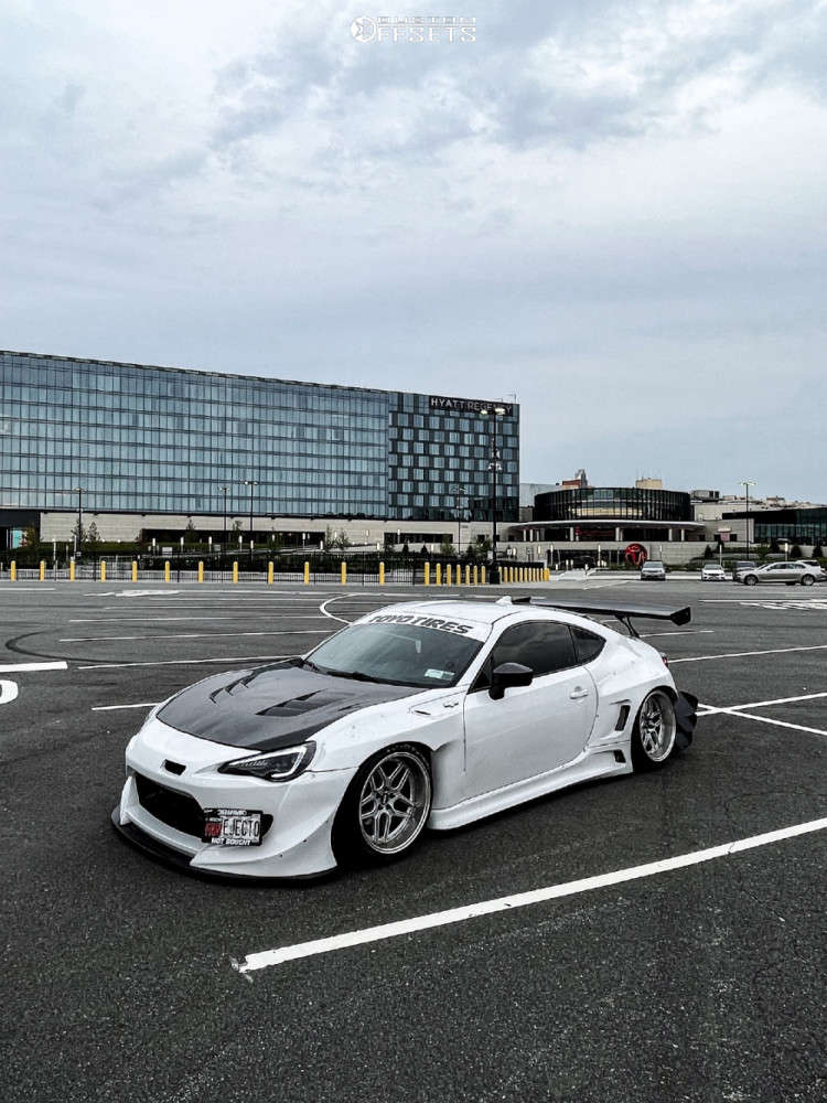 2015 Scion FR-S with 18x10.5 25 ESR Cs15 and 245/35R18 Toyo Tires ...