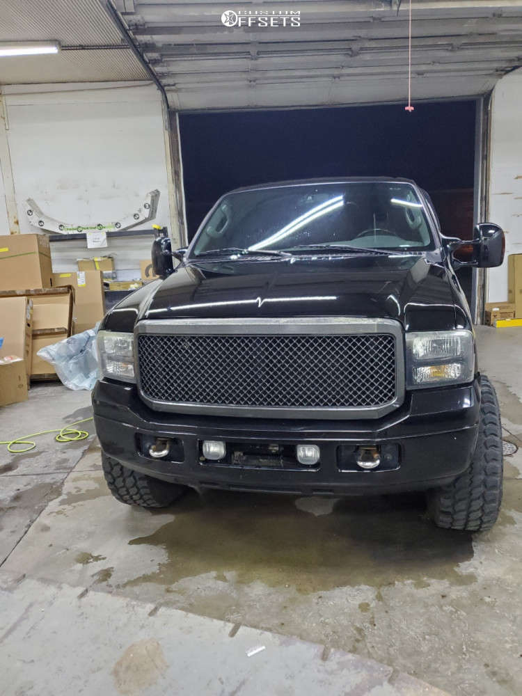 2007 Ford F-350 Super Duty with 20x12 -43 Fuel Assault and 35/12.5R20 ...