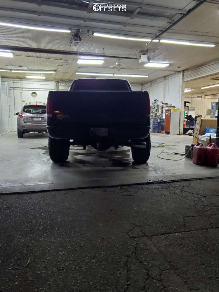 2007 Ford F-350 Super Duty with 20x12 -43 Fuel Assault and 35/12.5R20 ...