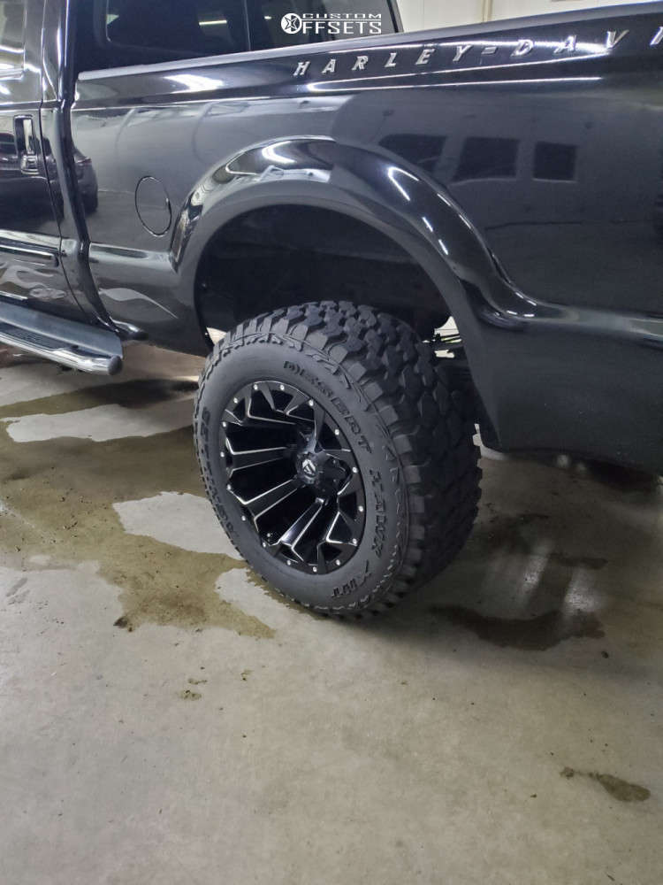 2007 Ford F-350 Super Duty with 20x12 -43 Fuel Assault and 35/12.5R20 ...