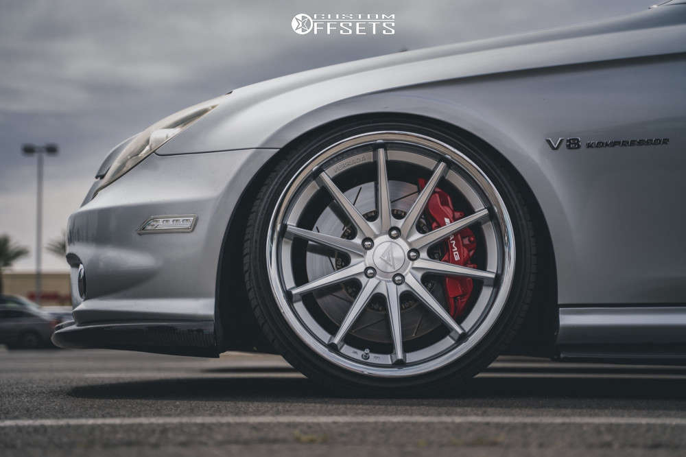 2006 Mercedes-Benz CLS55 AMG with 20x10.5 35 Ferrada FR4 and 255/35R20 ...