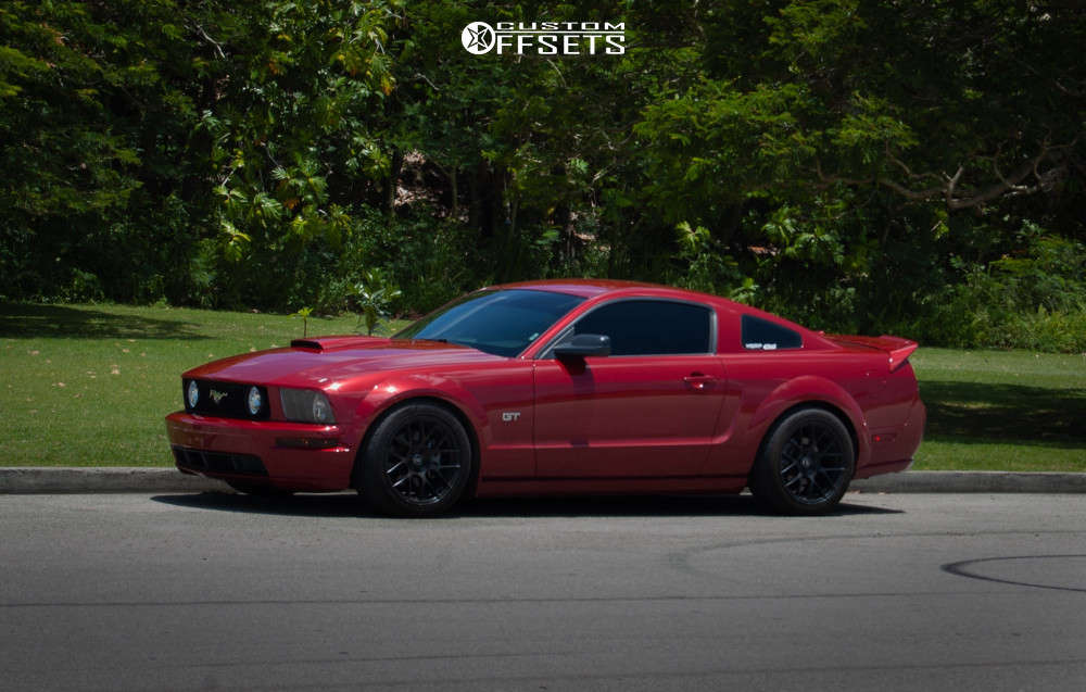 2008 Ford Mustang with 18x9.5 35 Enkei Raijin and 275/40R18 Federal ...