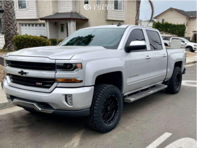2018 Chevrolet Silverado 1500 with 18x9 -12 Vision Rocker and 33/12 ...