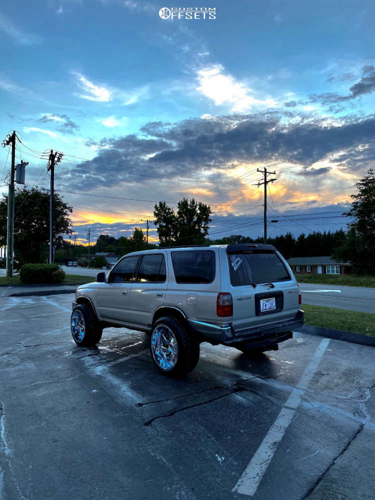 1999 Toyota 4Runner with 22x12 -44 Fuel Cleaver and 33/11.5R22 Delinte ...