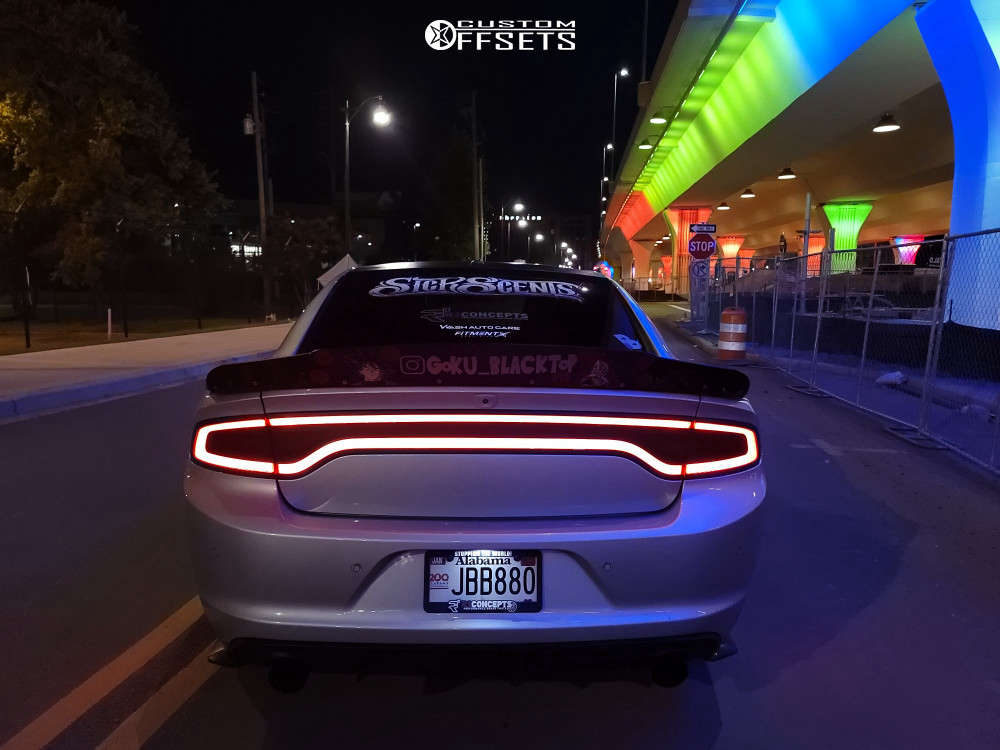 2019 Dodge Charger with 20x8.5 15 Ravetti M13 and 245/50R20 General ...