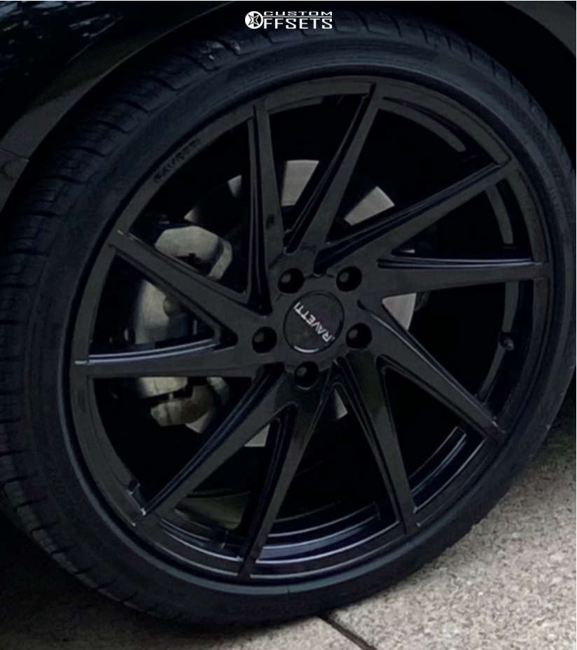 2018 INFINITI Q50 with 20x8.5 38 Ravetti M10 and 245/35R20 Vercelli ...