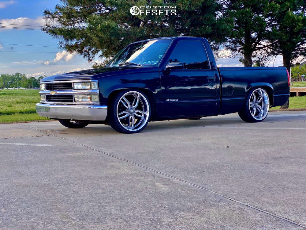 1998 Chevrolet C1500 with 22x11.5 33 US Mags C-ten and 27/10.5R22 ...