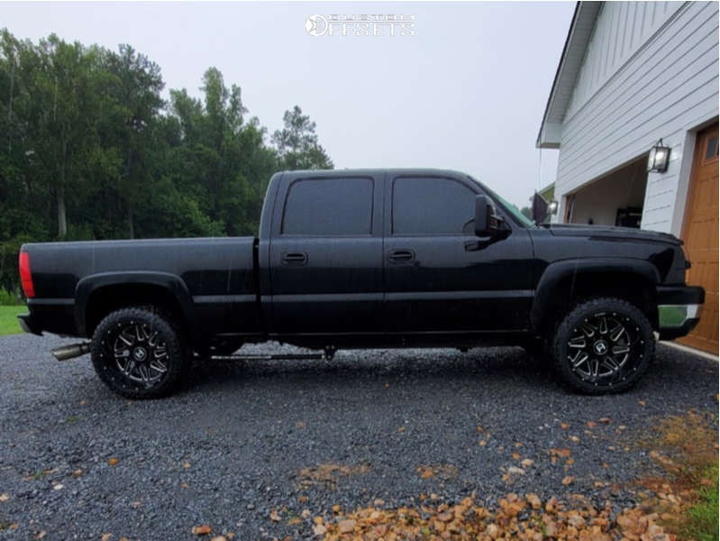 2006 Chevrolet Silverado 2500 HD with 22x12 -44 Hostile Sprocket H108 ...