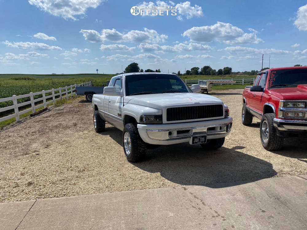 1996 Dodge Ram 2500 with 16x10 -32 Ultra 164 and 31/10.5R16 Mickey ...