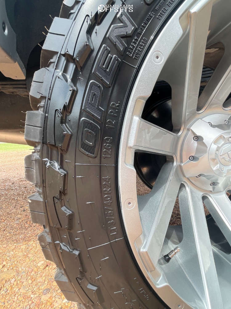 2021 Chevrolet Silverado 2500 HD with 24x14 -76 Fuel Contra and 375 ...