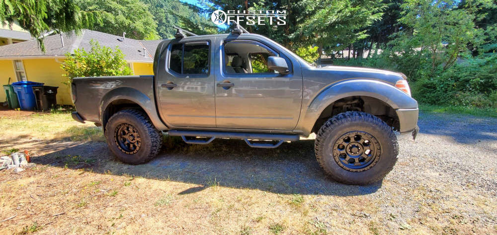 2009 Nissan Frontier with 18x9 0 American Racing Ar201 and 35/12.5R18 ...