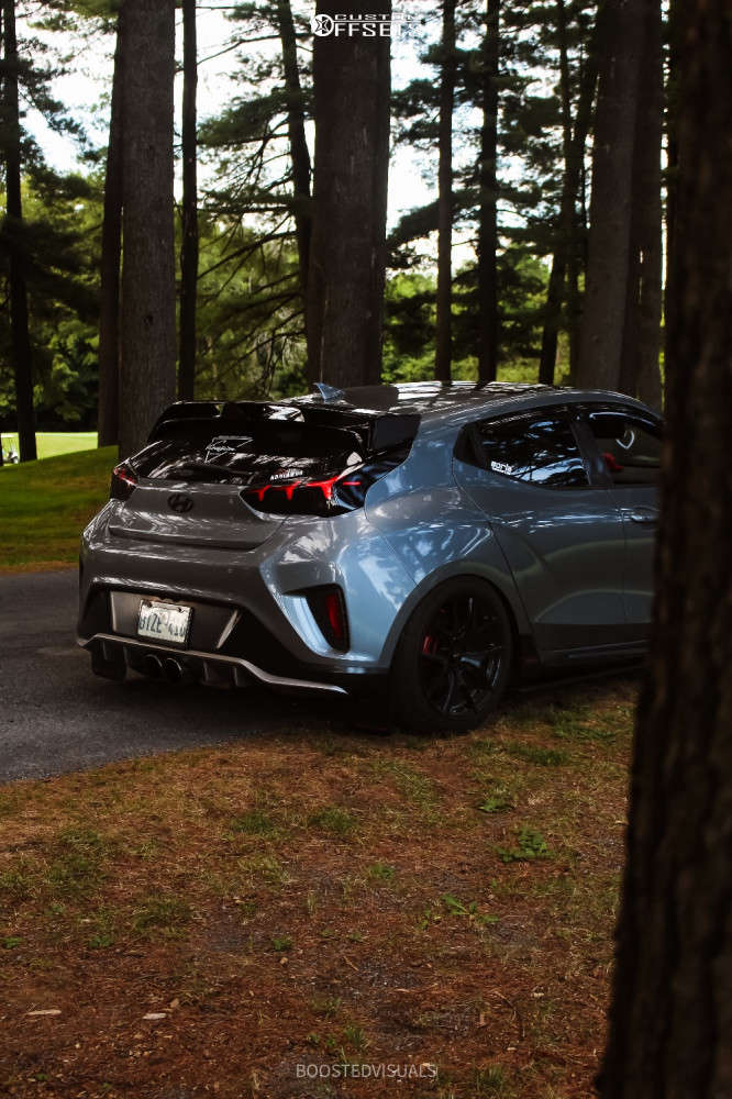 Hyundai Veloster 2022 Yellow