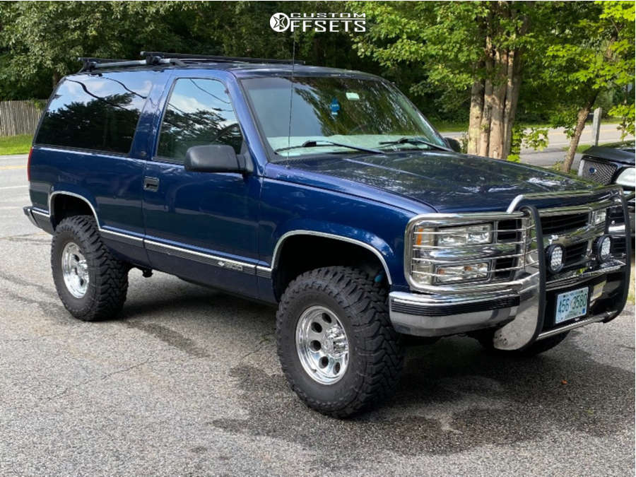 1997 Chevrolet Tahoe with 16x8 -12 Pro Comp 69 and 285/75R16 Toyo Tires ...