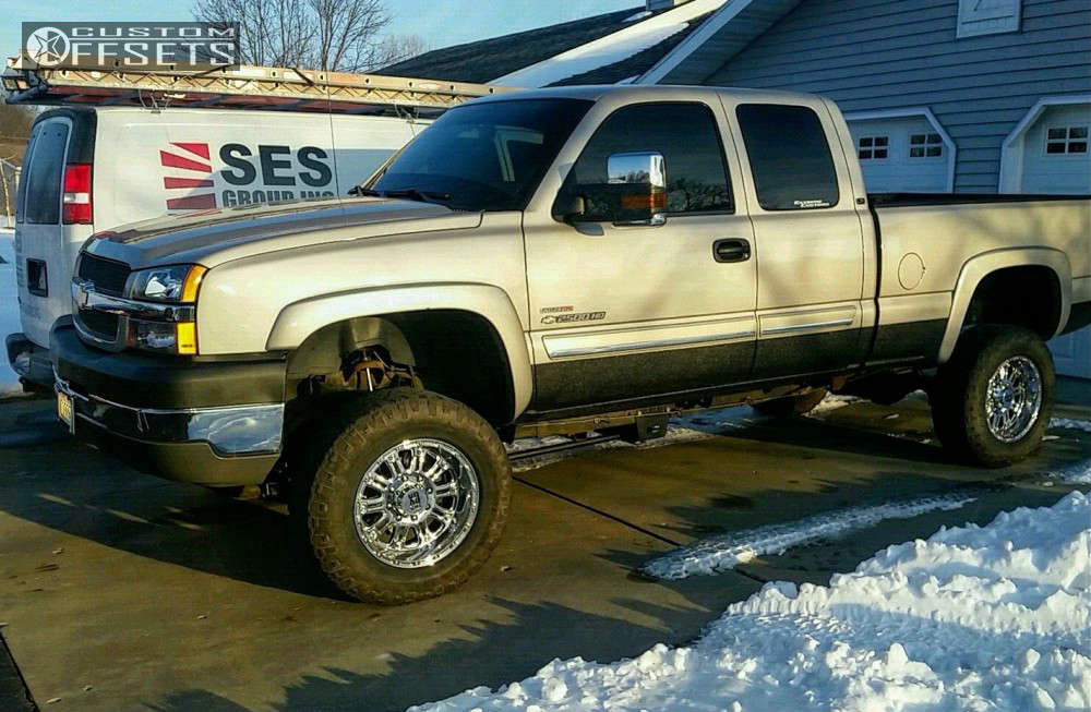 2004 Chevrolet Silverado 2500 HD with 18x9 -12 XD Xd795 and 275/70R18 ...