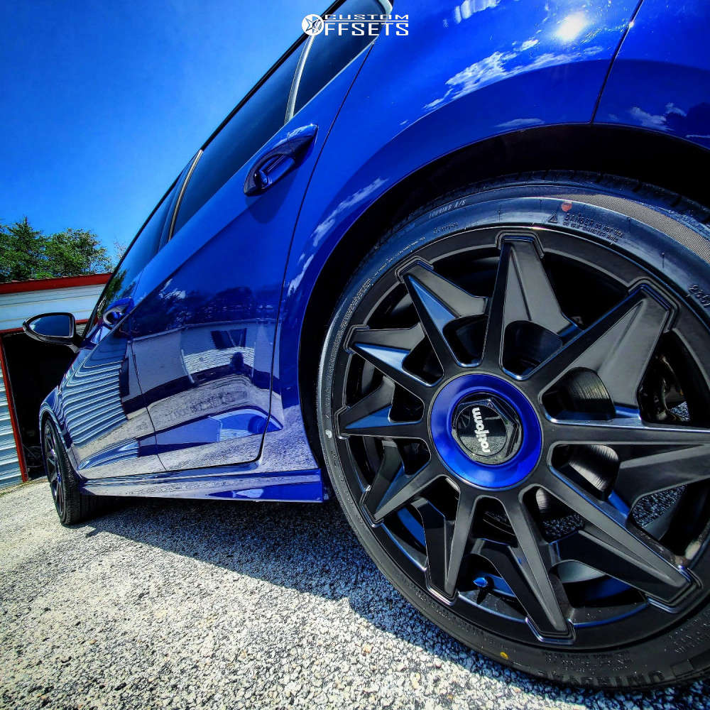 2017 Volkswagen Golf R with 19x8.5 45 Rotiform Cvt and 245/40R19 ...