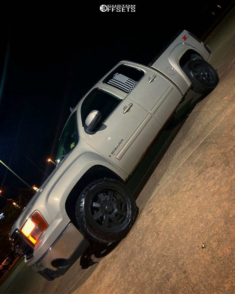 2008 GMC Sierra 1500 with 20x10 -12 Ultra Phantom and 33/11.5R20 Venom ...