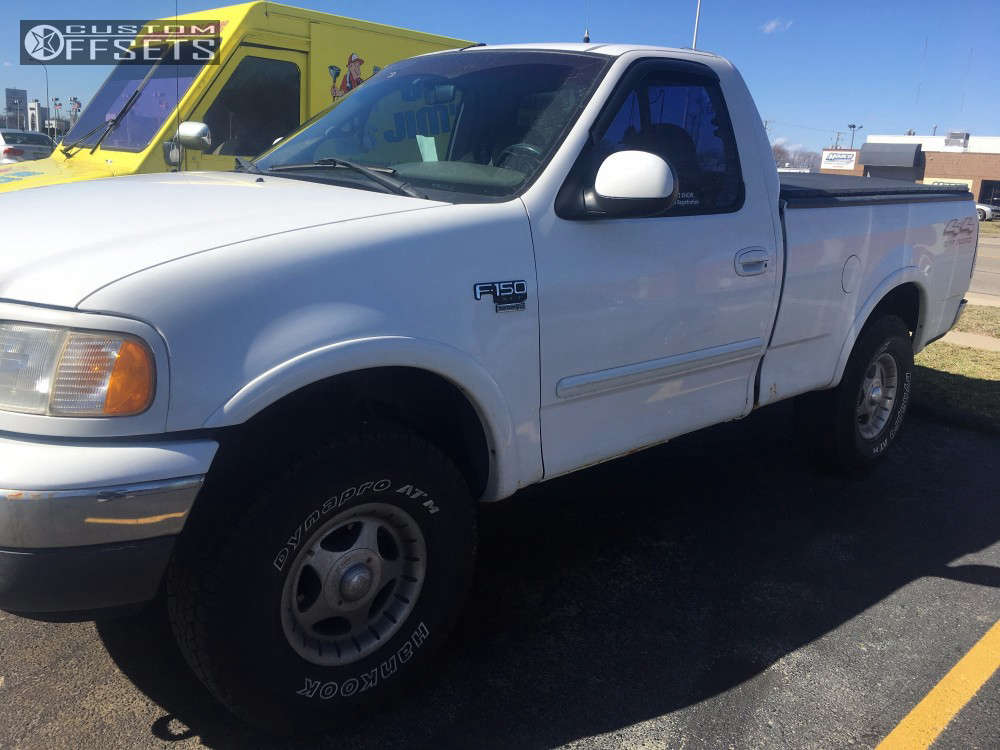 1999 Ford F-150 with 16x9 0 Centerline N/a and 33/12.5R16 Hankook ...