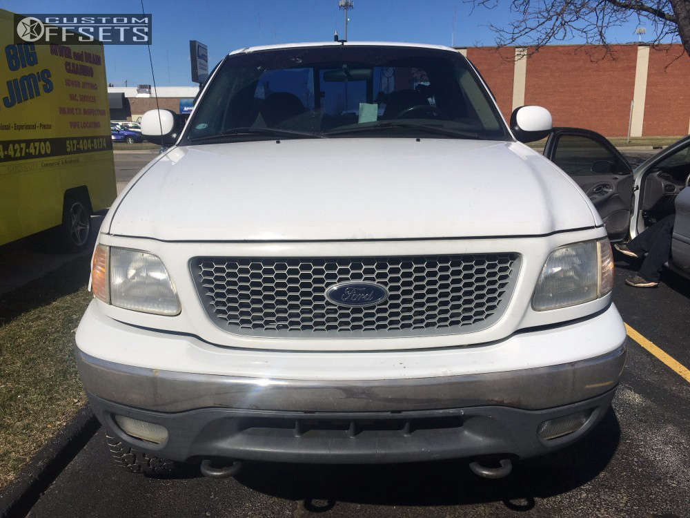 1999 Ford F-150 with 16x9 0 Centerline N/a and 33/12.5R16 Hankook ...