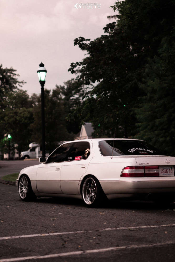 1993 Lexus LS400 with 18x9.5 15 5zigen ZR+520 and 235/40R18 Ironman ...