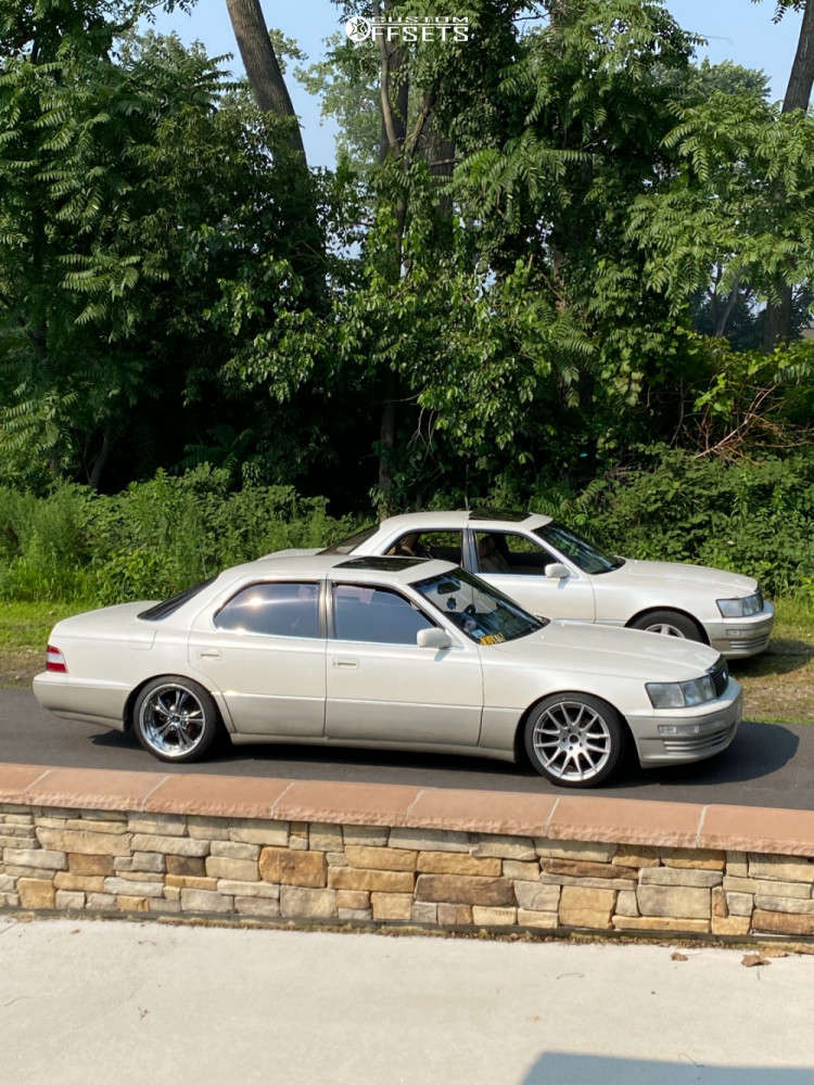 1993 Lexus LS400 with 18x9.5 15 5zigen ZR+520 and 235/40R18 Ironman ...