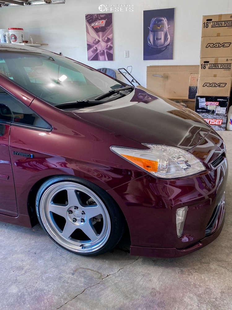 2013 Toyota Prius with 18x9 35 Kansei Knp and 215/35R18 Nexen Nfera Su1 ...