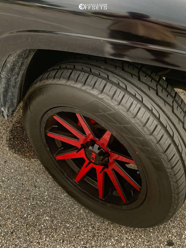 2000 Dodge Ram 1500 with 20x9 0 Alloy Ion 143 and 275/55R20 Uniroyal ...